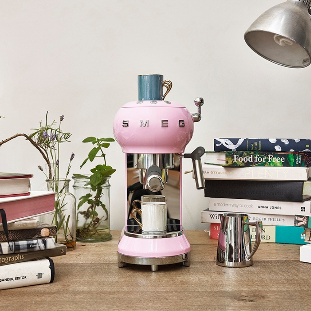 Review: Smeg 50's Retro Style Espresso Coffee Machine – Grouch and Co ...